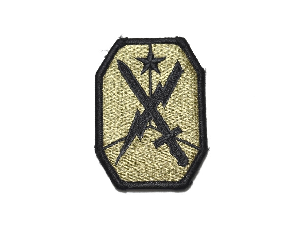 米軍実物 陸軍 MCOE Maneuver Center of Excellence パッチ ベルクロ付き OCP用 マルチカム | ミリタリー琉球